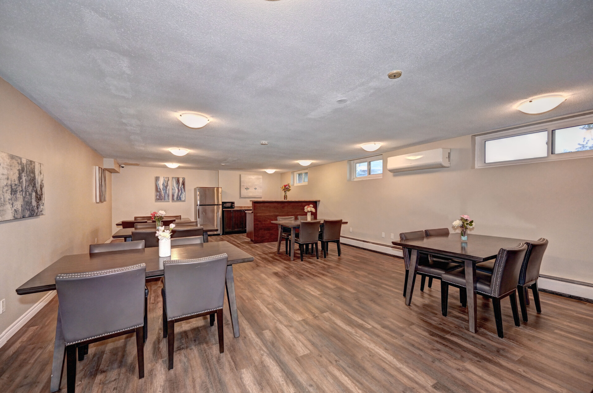 Cooper Towers | Apartments for Rent in Brantford | Skyline Living