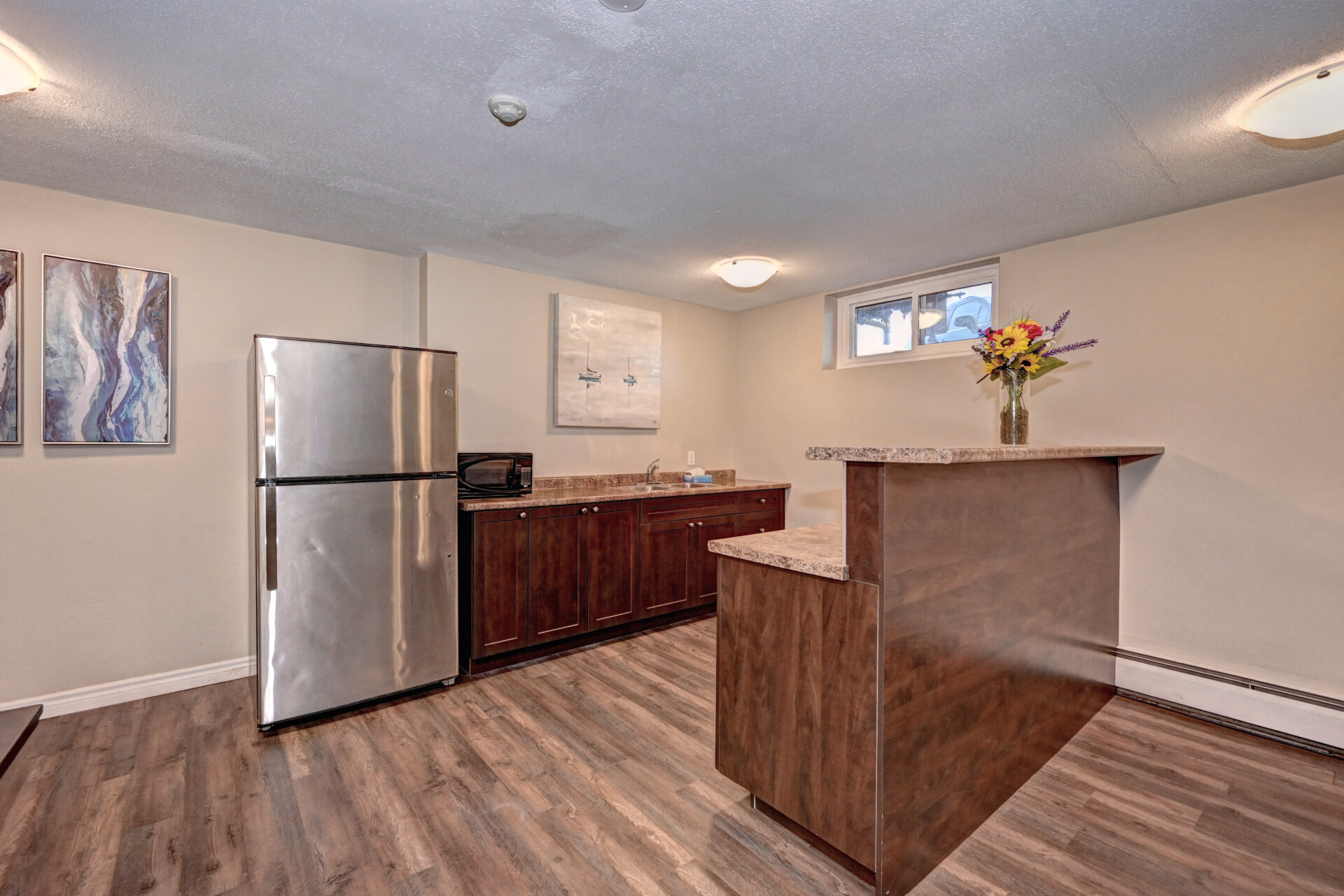 Cooper Towers | Apartments for Rent in Brantford | Skyline Living