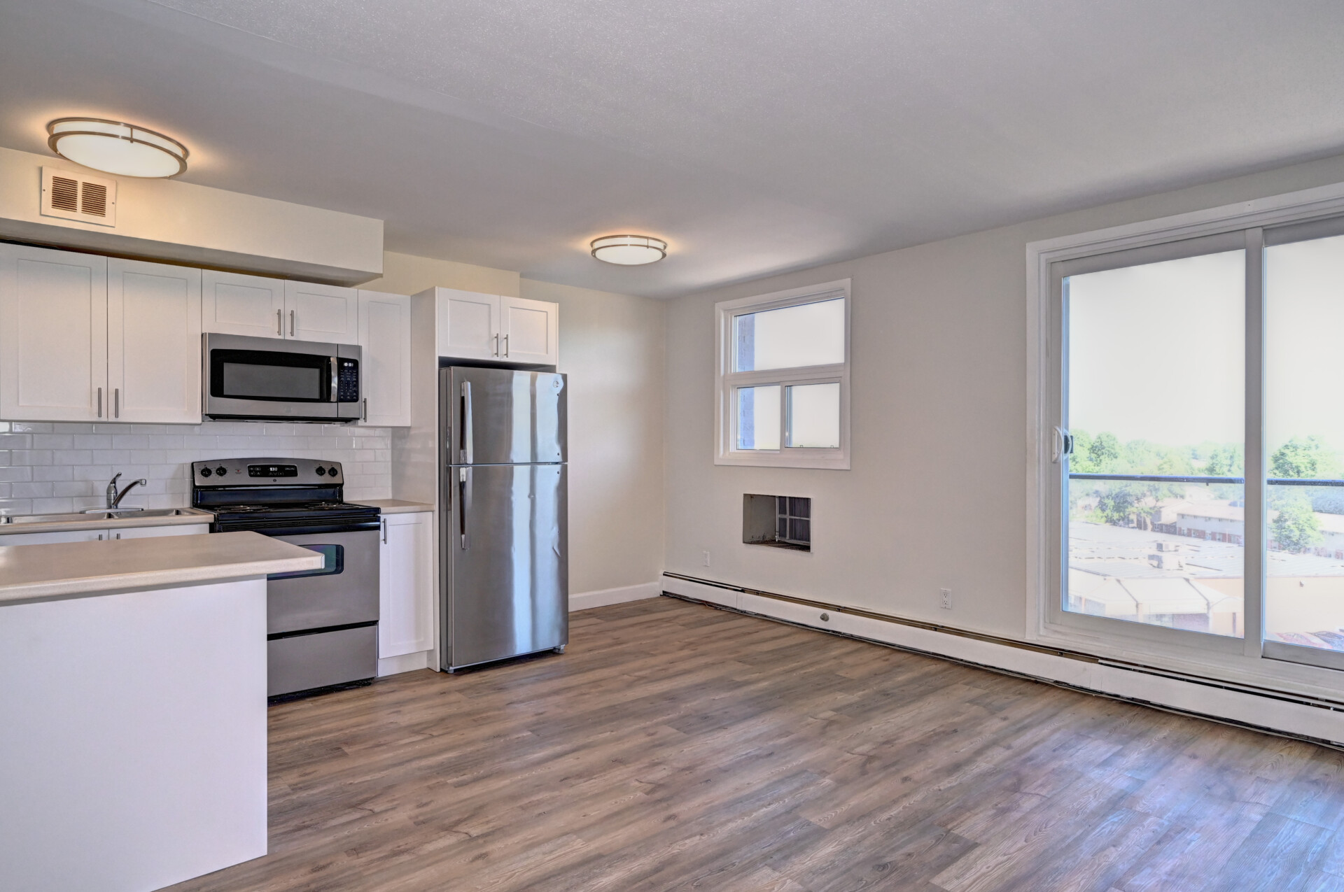 Cooper Towers | Apartments for Rent in Brantford | Skyline Living